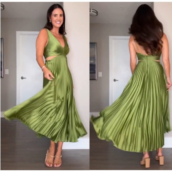 Abercrombie & Fitch | Dresses | Af Giselle Pleated Cutout Maxi Dress ...